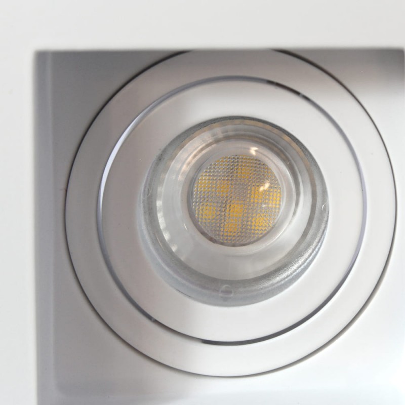 Akrah recessed spotlight, square white with bulb replacement from the front